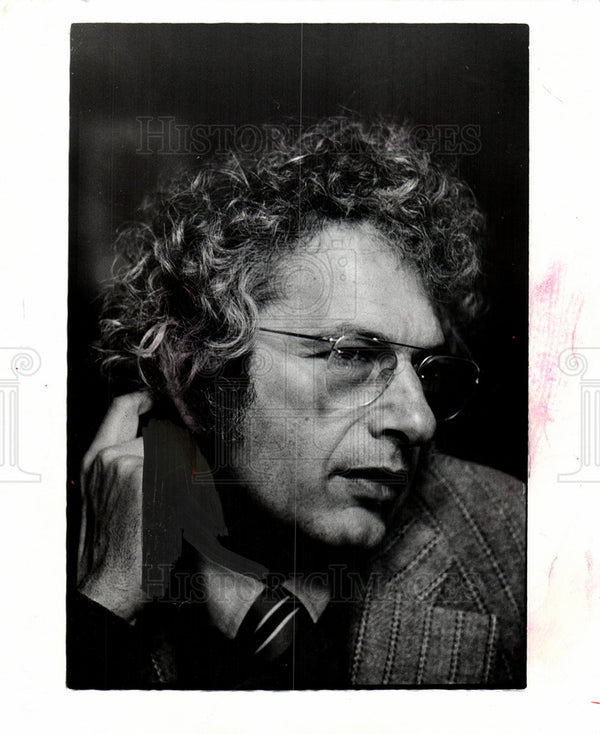 1975, Joseph Heller american satirist author - Historic Images