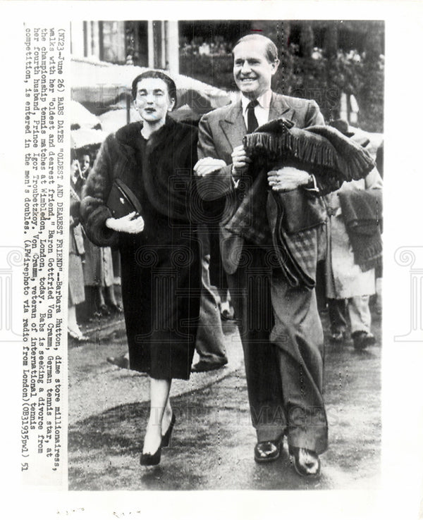 1964, Barbara Hutton Baron Gottfried Cramm - Historic Images