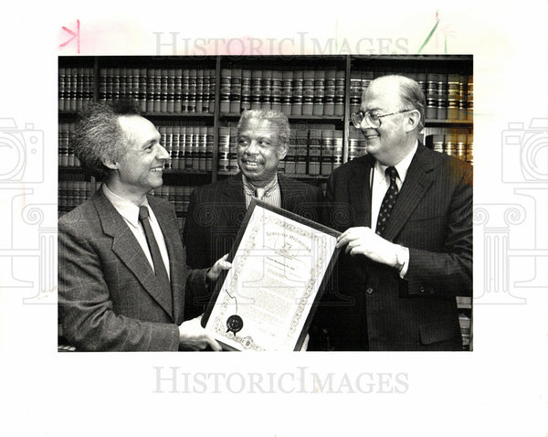 1991, Walter McCarthy Detroit Edison Chairma - Historic Images