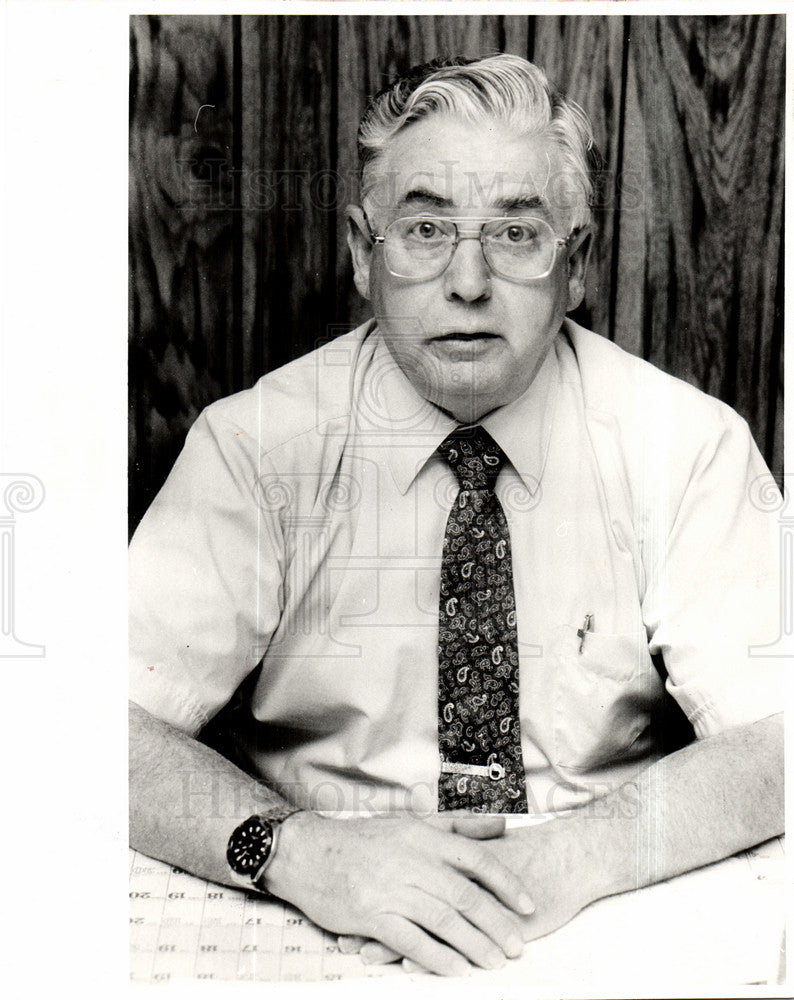 1993, Edward "Bud" Manning photo studio - Historic Images