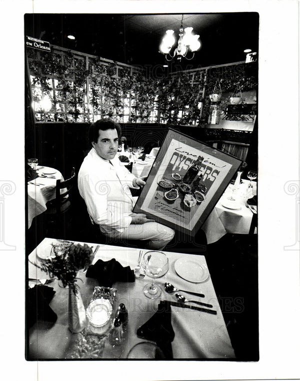 1985, Restaurant - Historic Images