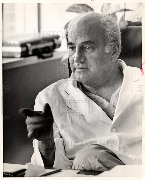 1971, adrian kantrowitz - Historic Images