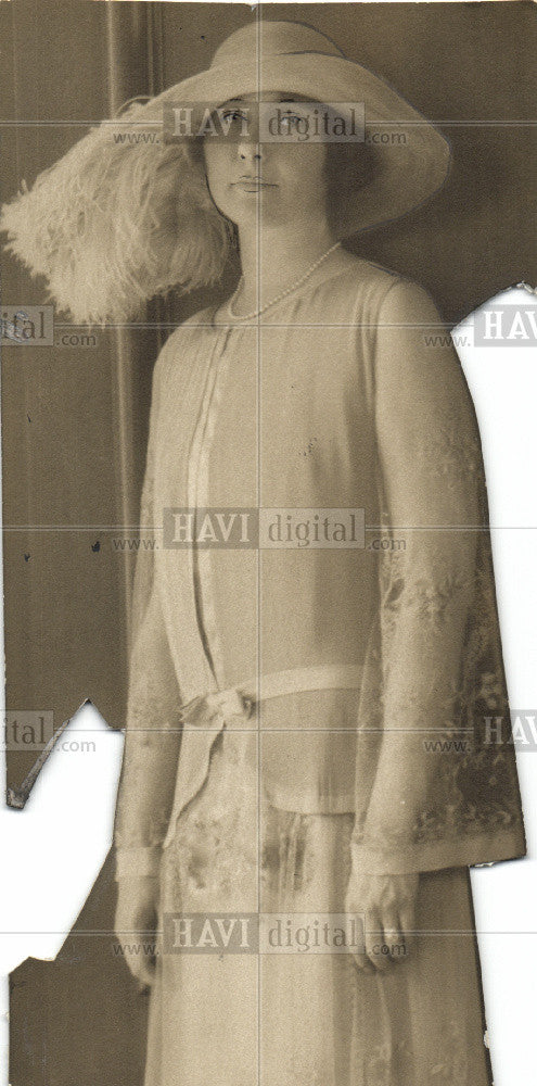 Allan Sheldon Vintage Photo Print - Historic Images