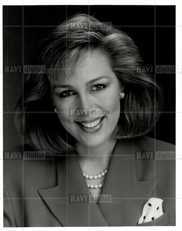 Ruth Spencer , WDIV consumer reporter 1999 Vintage Photo Print ...