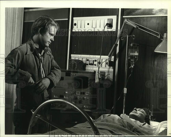 1980 Press Photo Ron Howard, Mickey Rourke in "Act of Love" - hcp60111 ...