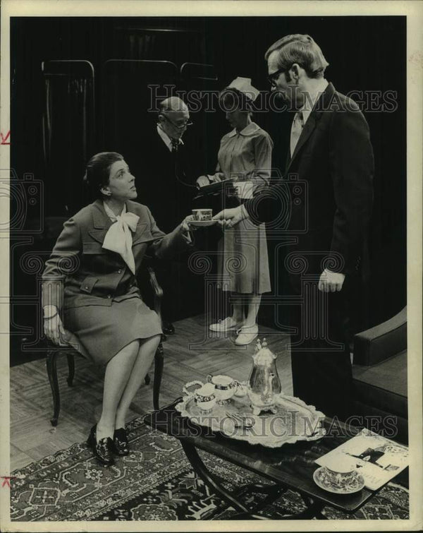 1973 Jeannette Clift in "All Over" at Alley Theatre - Historic Images