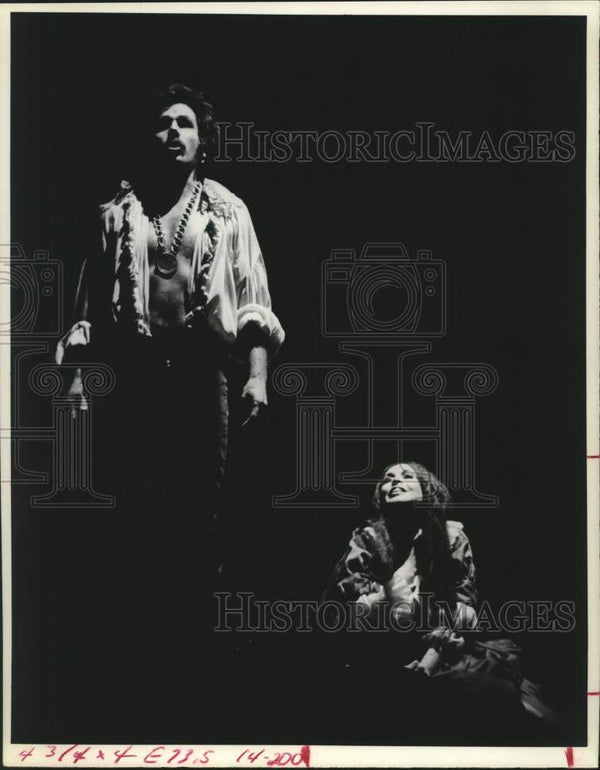 1976 Houston Grand Opera members Catherine Malfitano & Jack Trussel ...