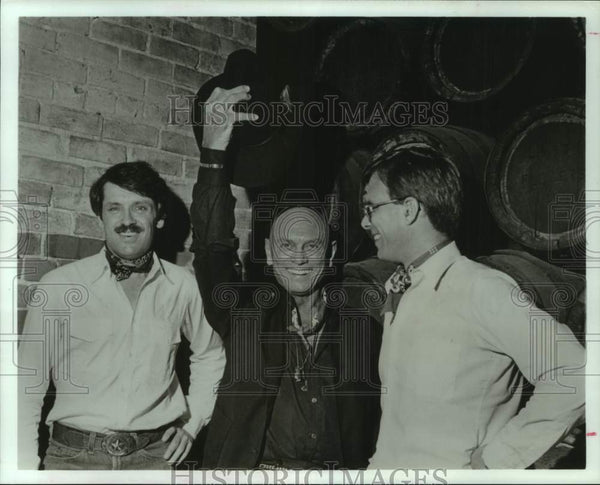 1991 Actor Yul Brynner and David Gockley - Historic Images