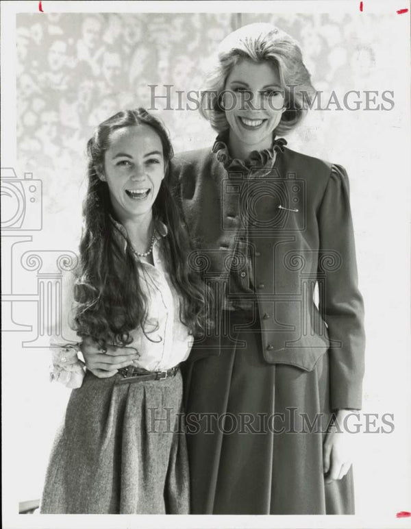 1981 Press Photo Carol Johnston & Sarah Purcell on "Real People Reunio ...