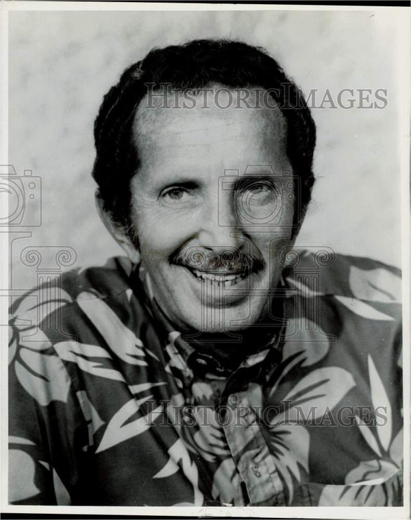 1970 Press Photo Hal Lewis aka Aku, Hawaii's KGMB Disc Jockey - hpp276 ...