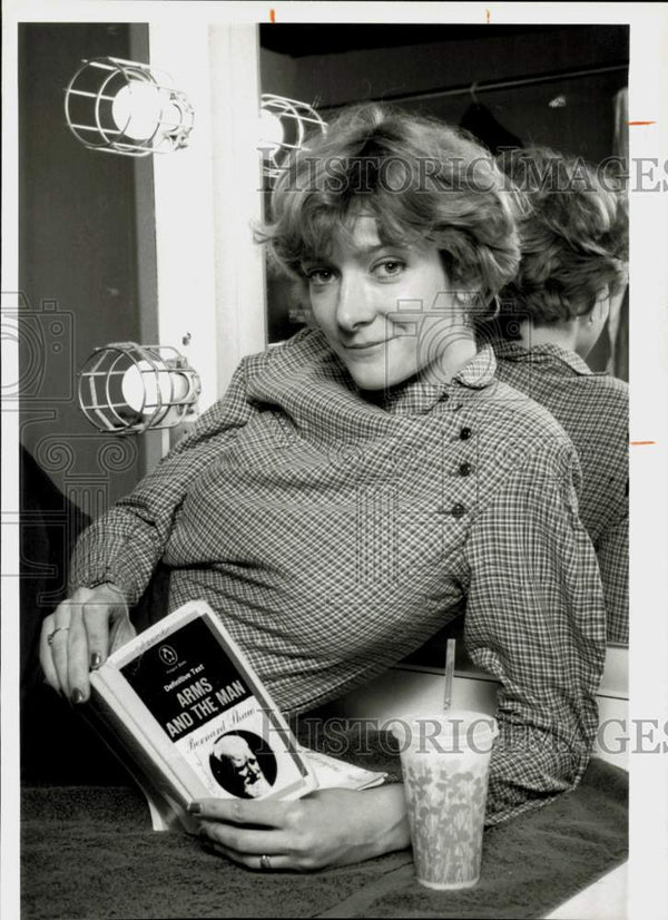 1985 Press Photo Actress Glenne Headly at Circle in the Square Theater ...