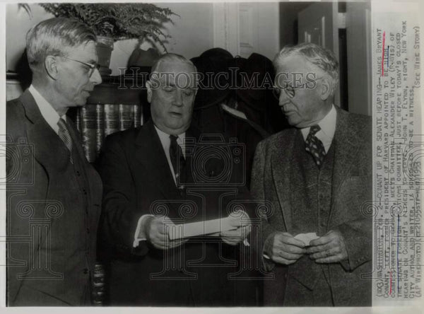 1953 Press Photo James Conant, Alexander Wiley and John Flynn confer i ...