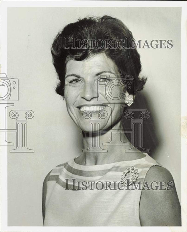 1965 Press Photo Mrs. B. Leonard "Ruth" Bird - lra54850 - Historic Images