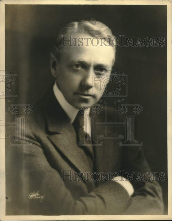 1935 Walker Whiteside to Appear at the Metropolitan Theater in March ...