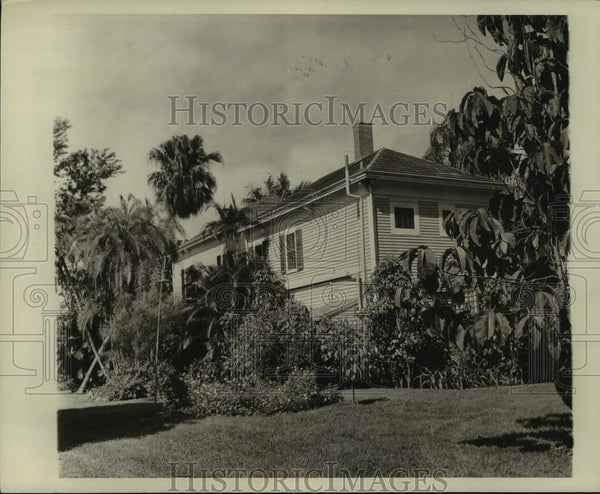 Exterior view of Thomas Edison House Museum - Historic Images