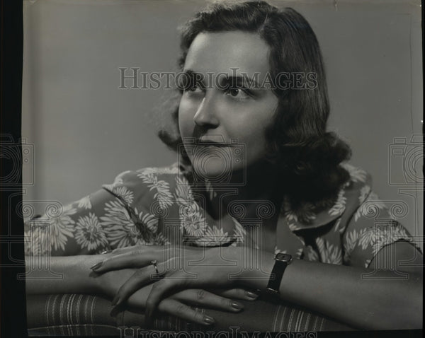 1941 Mrs. David Allerton Hyde - Historic Images