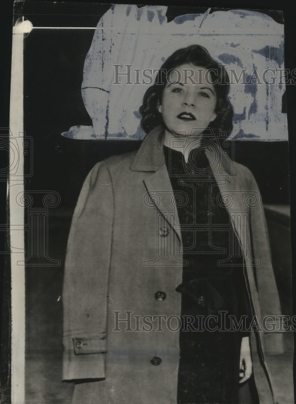 1942 Press Photo Doris Moody, nurse in a Providence hospital - mja1789 ...