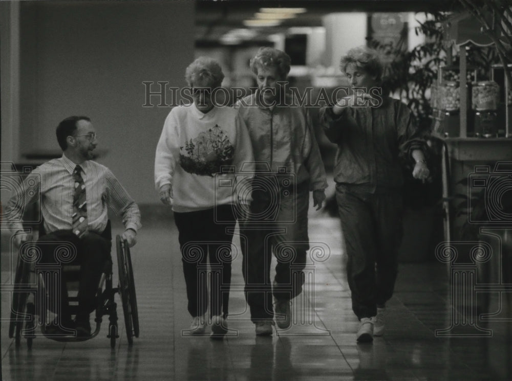 1994 Dan Wilson, Ruth Modrow, Joyce Rowe and Jean Engelbrecht ...