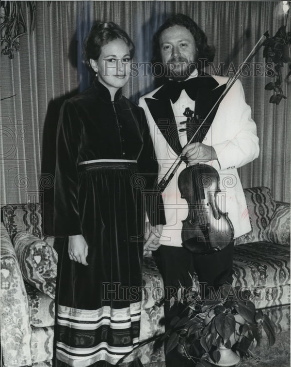 1976 Press Photo Soprano Lucille Allison & violinist John Kennedy in M ...