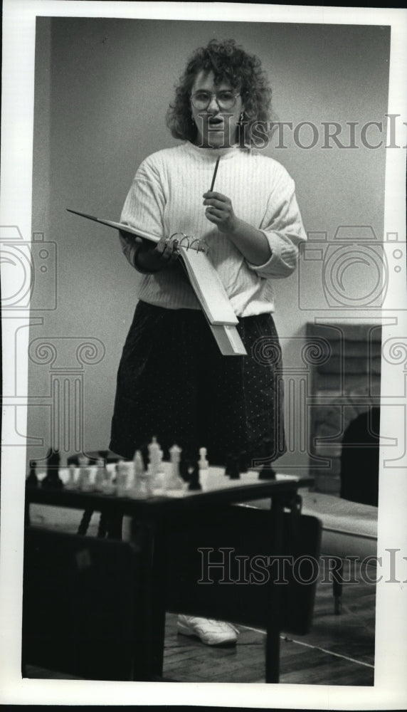 1992 Press Photo Next Act Theatre stage manager Sara Young - mja37926 ...