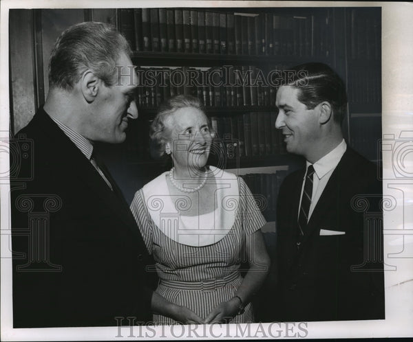 1964 Press Photo Robert La Marchina Greeted By John Anello and Mrs. Ka ...