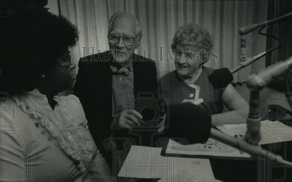 1986 Press Photo Bill Broomall and Wife in Interview on Now and Then o ...