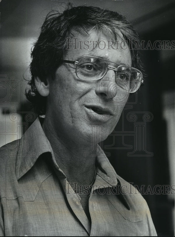 1977 Press Photo Robert Chapline, University of Wisconsin Drama Teache ...
