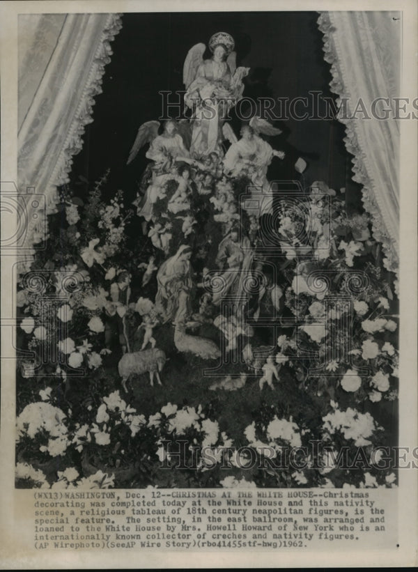 1962 Press Photo White House Christmas Trees is decorated in nativity ...