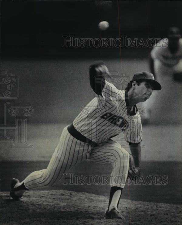 1983 Press Photo Tom Candiotti Pitcher for Milwaukee Brewers - mja6778 ...