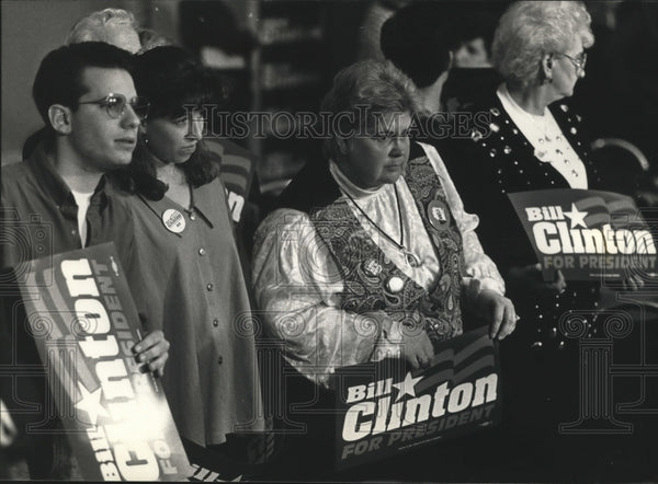 1992 Press Photo Democratic presidential hopeful Bill Clinton at Pfist ...