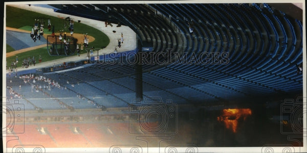 1993 Fire rages in the Press Box area at Atlanta-Fulton Stadium ...