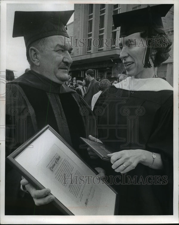 1969 Press Photo Rep. Clement J. Zablocki given a law degree at Alvern ...