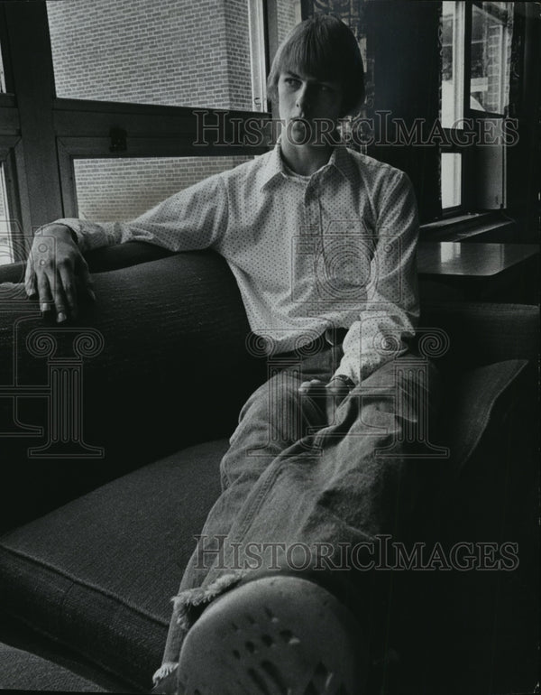 1975 Jeff Wolf at youth center in Kohler, Wisconsin - Historic Images