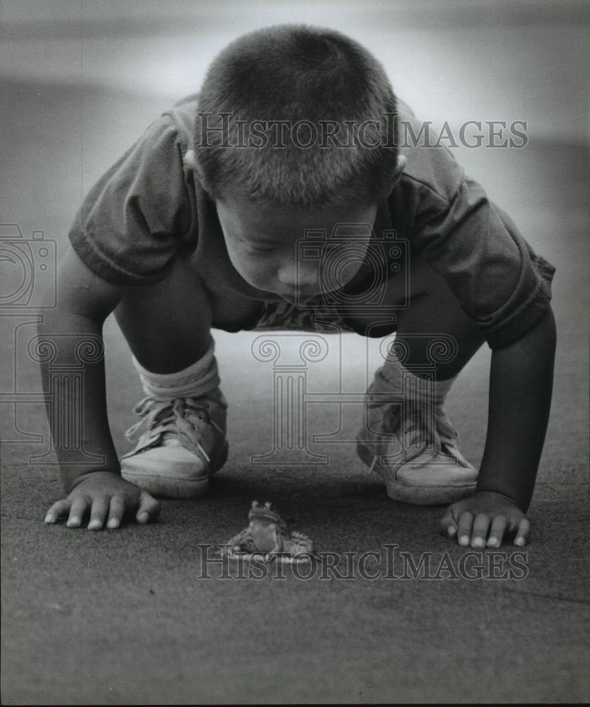 1993 Andrew Kath With Frog at Dousman Derby Days Event, Wisconsin ...