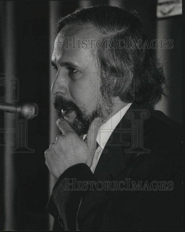 1979 Myron Farber, newspaper reporter - Historic Images