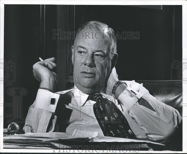 1973 Press Photo Francis Ferguson of Northwestern Mutual Life Insuranc ...