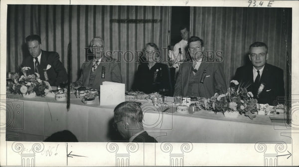 1951 Press Photo Fay MacBeath with others at a party - mjb20058 ...