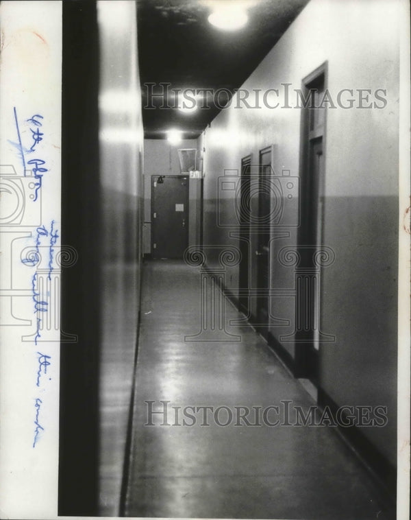1972 Corridor in the Milwaukee Safety Building - Historic Images