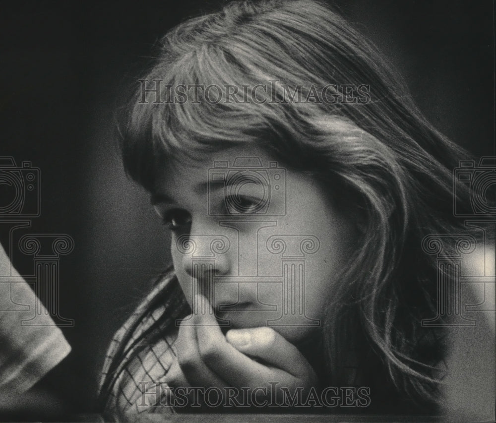 1986 Lisa Neumann ponders question at Math Olympics, Milwaukee ...