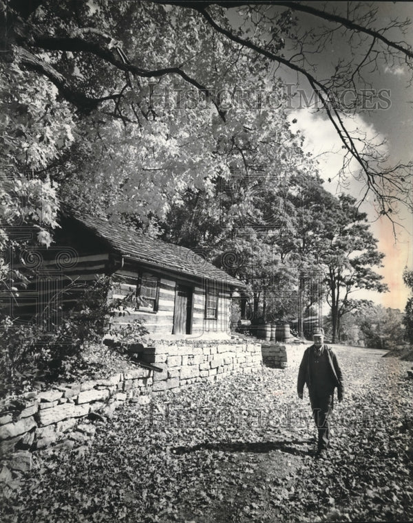 1979 Press Photo Caretaker Wendell Stevens oversees homes at Mineral P ...