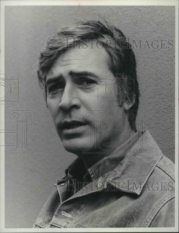 1975 Actor Adam Roarke, formerly Richard Jordan Gerler - Historic Images