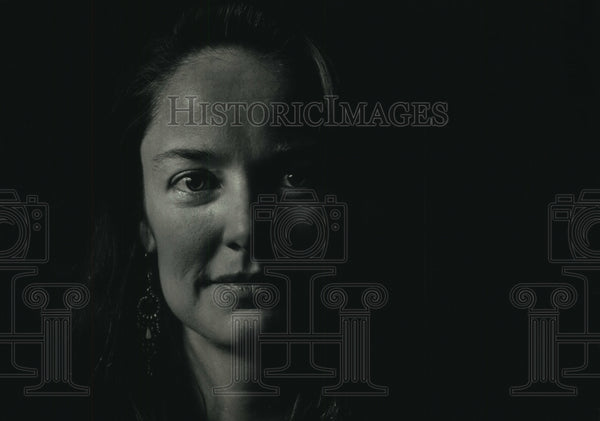 1991 Katie Judge shown after winning a $1000 scholarship - Historic Images