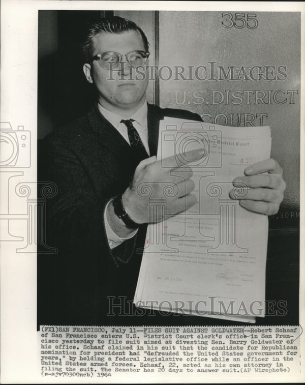 1964 Press Photo Robert Schaaf files lawsuit against Senator Barry Gol ...