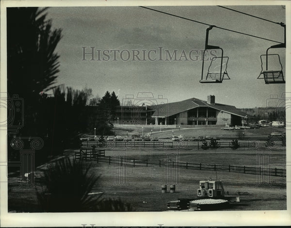 1973 Press Photo Mount Telemark's new sprawling condominium lodge. - m ...