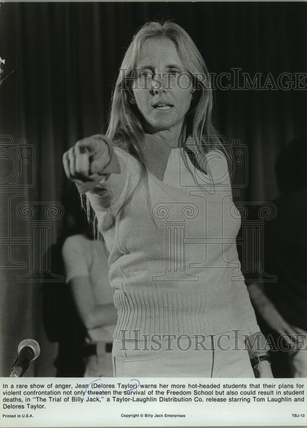 1974 Press Photo Delores Taylor as Jean in "The Trial of Billy Jack" m ...