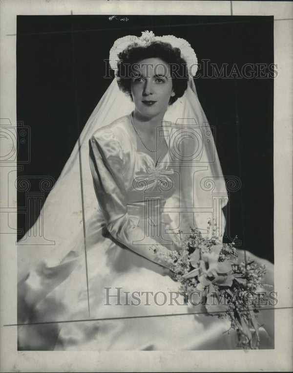 1947, Wedding of Miss Betty Hackett, reception at the Wisconsin club ...
