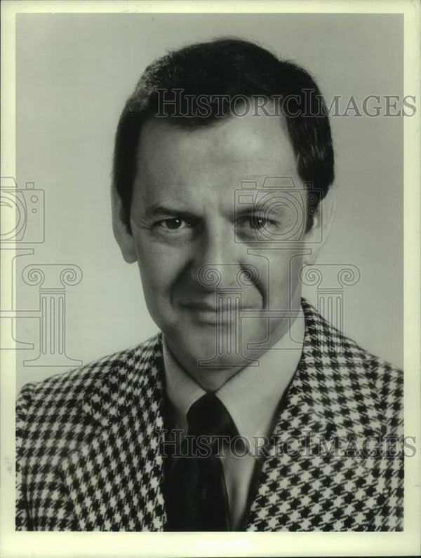 1975 Actor & comedian Tony Randall stars in "The Odd Couple" - Historic ...