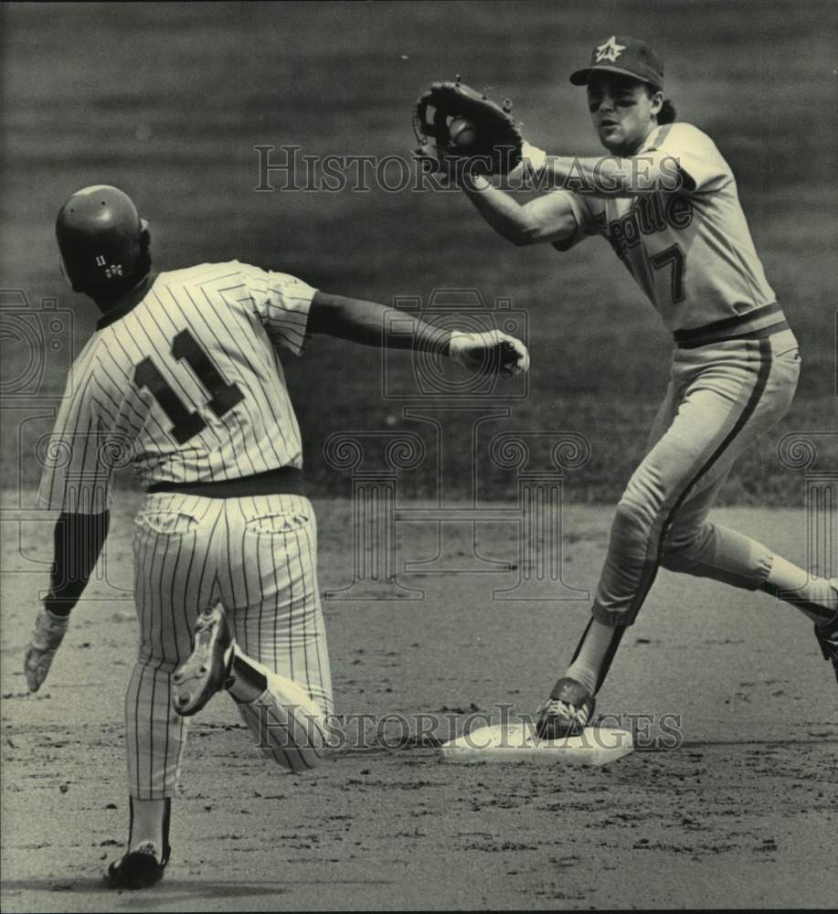1984 Ed Romero of the Milwaukee Brewers is out at second, Baseball ...