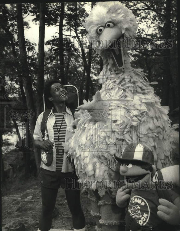 1983 Press Photo Counselor Micky, Big Bird & Rusty at Sleepaway Camp ...