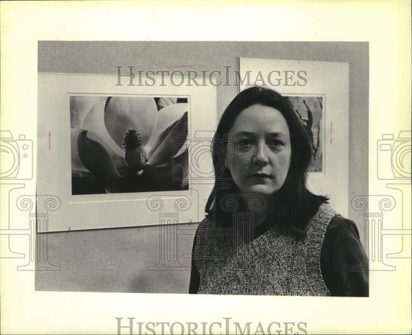 1981 Maggie Beal with photo of a magnolia by Imogen Cunningham ...